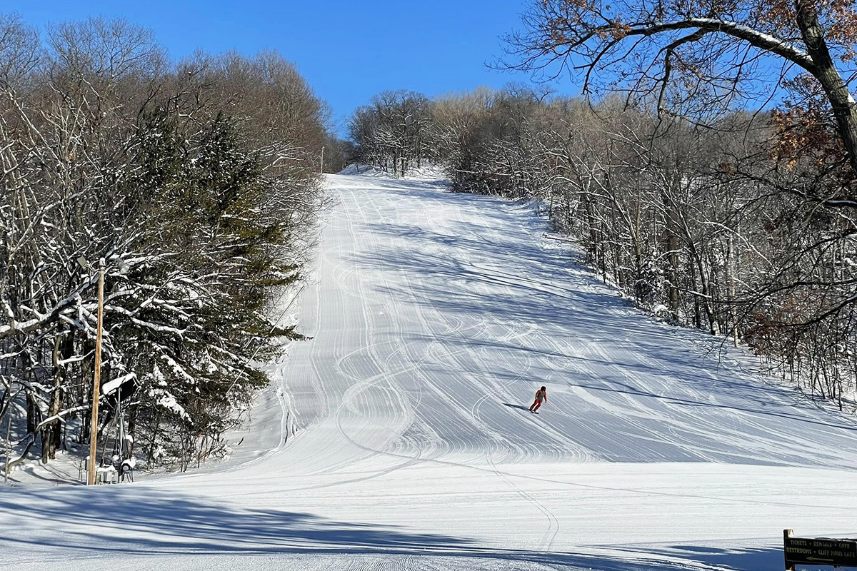Devil's Head Skiing: Guide to Wisconsin's Devil's Head Resort