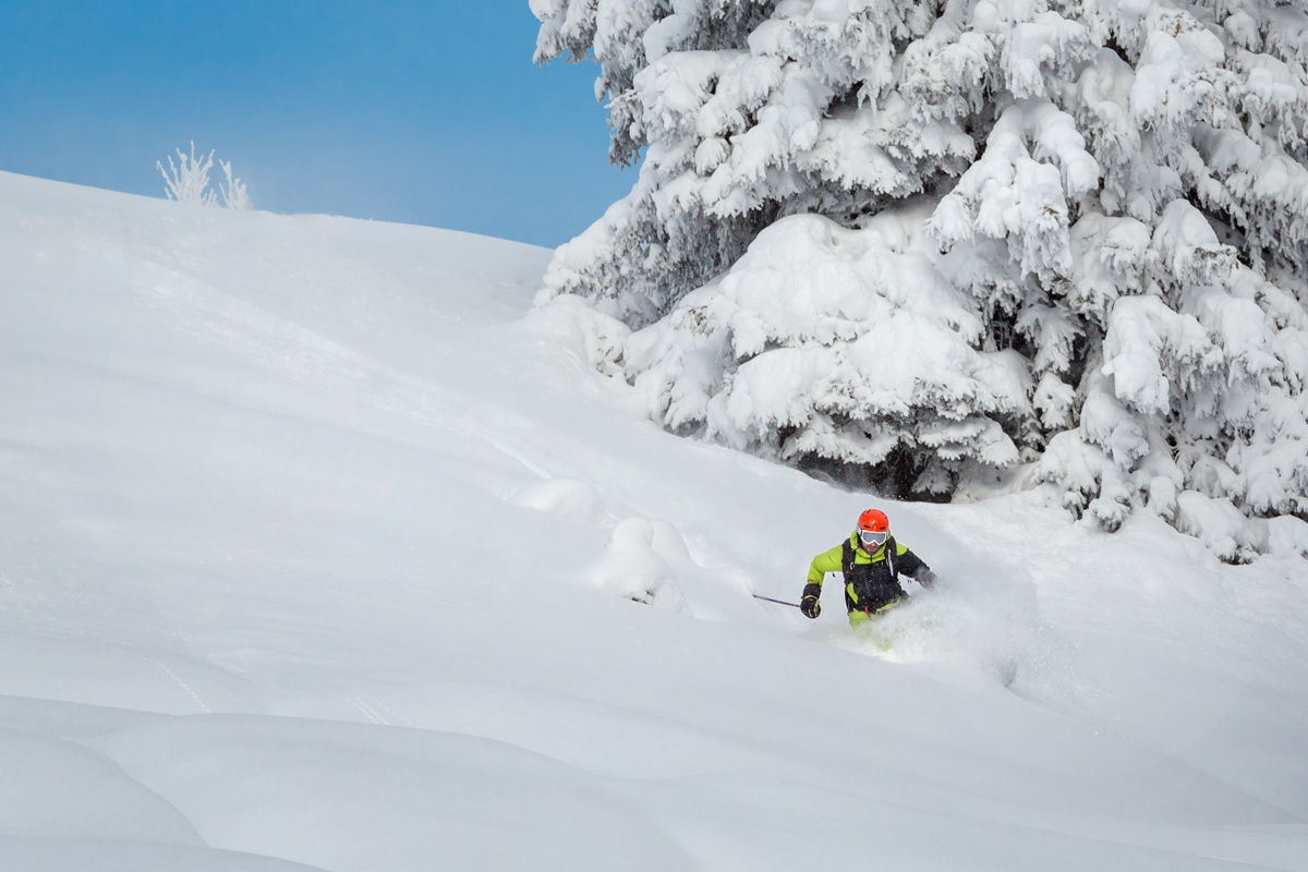 Alaska Vacation Resorts for Skiing and Snowboarding | Skier Deals